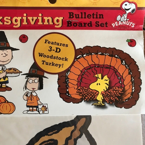 Eureka | Holiday | A Charlie Brown Thanksgiving Bulletin Board Set ...